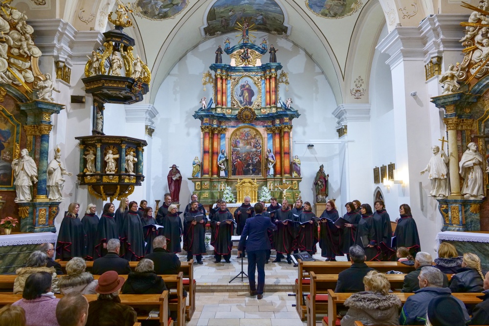 202211191900-014 – Smíšený sbor JITRO